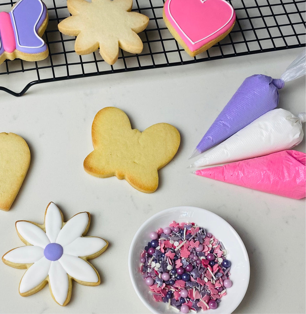 PRETTY IN PINK DIY COOKIE DECORATING KIT – Cookie Planet Melbourne